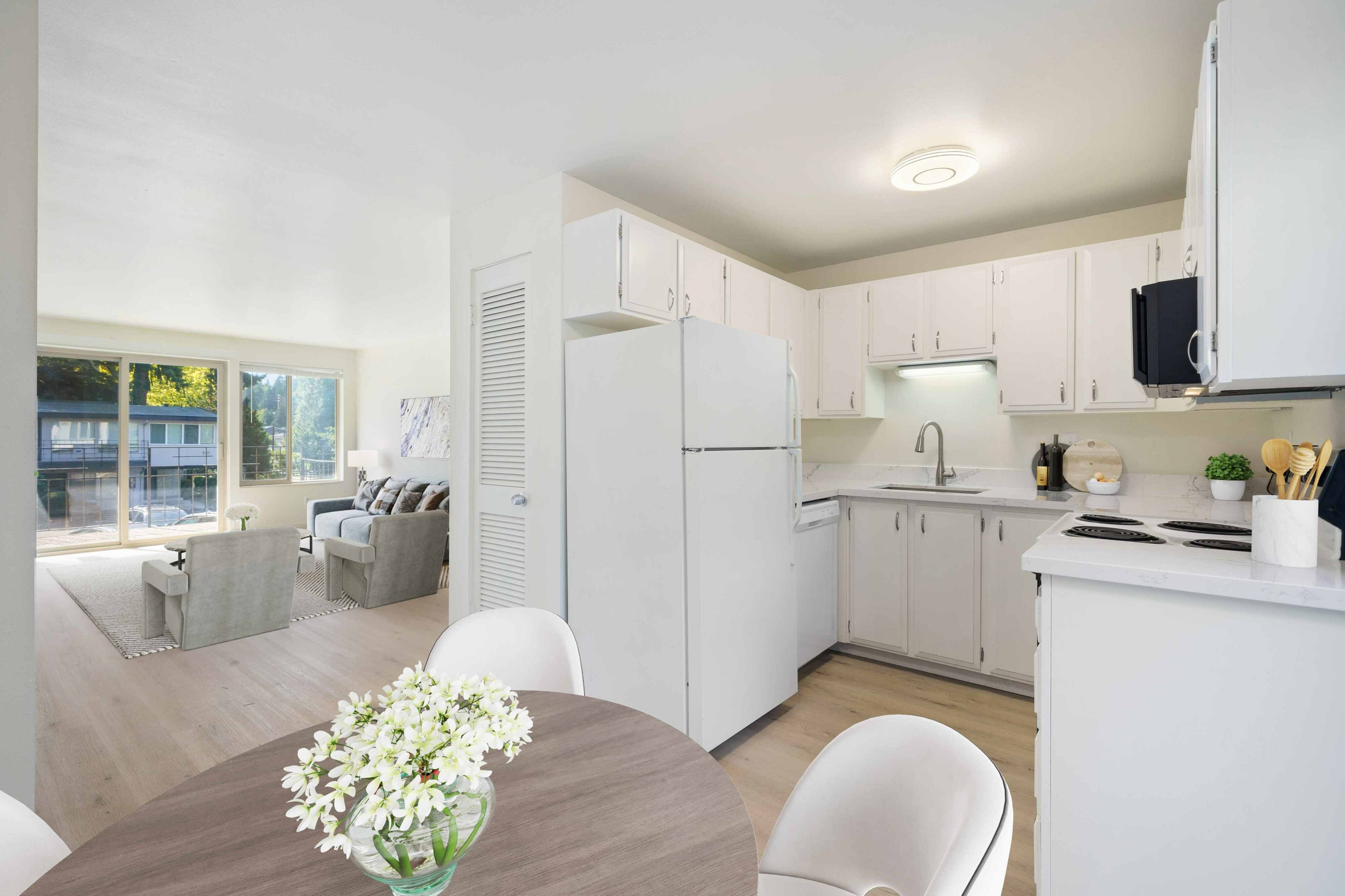 View Photos | Town Squire Apartments