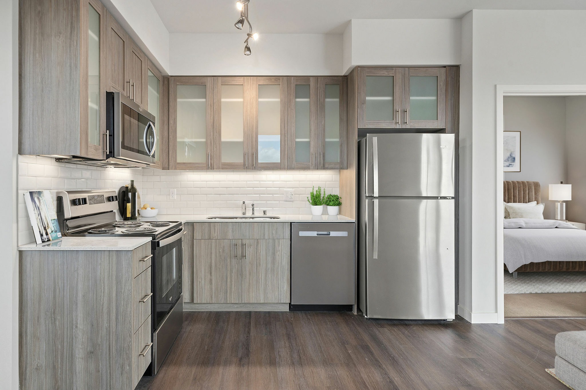 View Photos | Maple Leaf Apartments