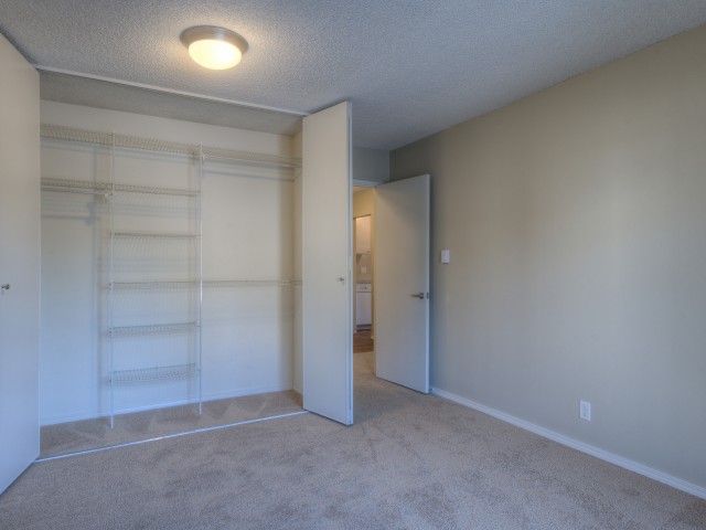 2x2 | 2 Bed Apartment | Brittany House Apartments