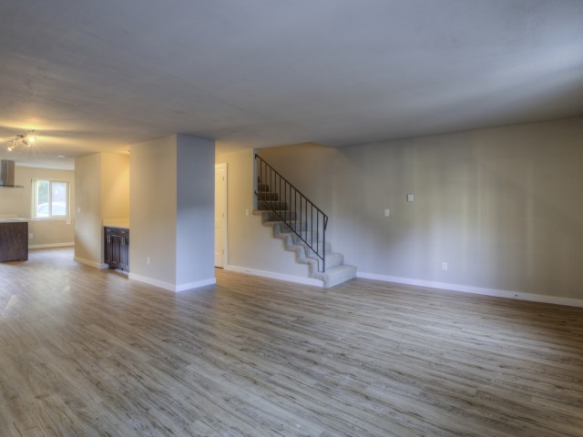 3x2.5 | 3 Bed Apartment | Brittany House Apartments