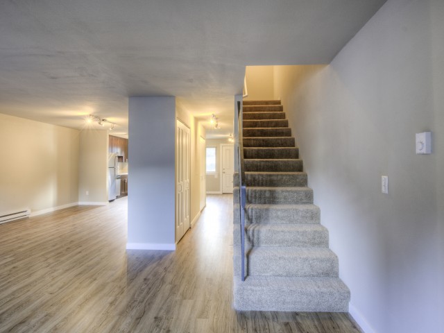 3x2.5 | 3 Bed Apartment | Brittany House Apartments