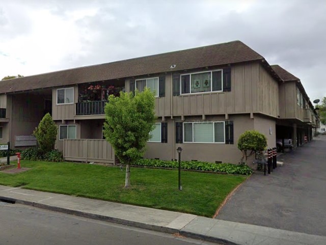 View Photos | Barkley Square