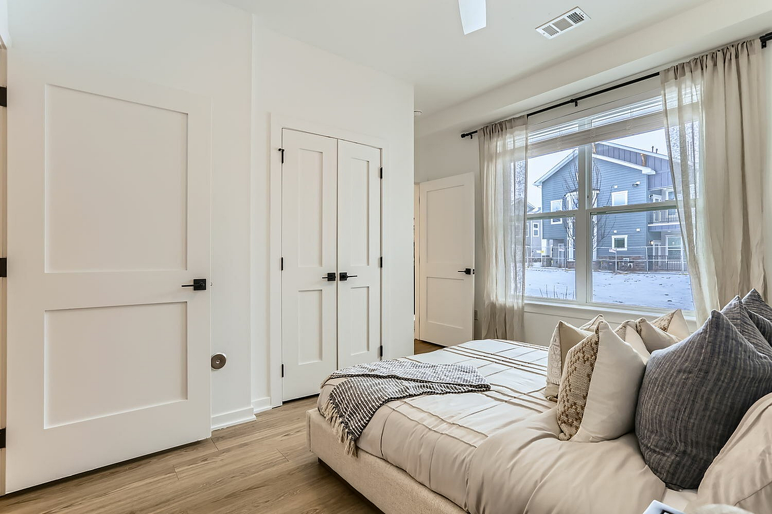 View Photos | The Nash