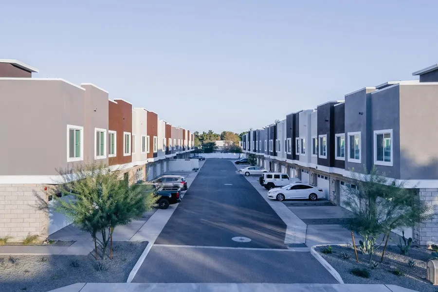 Live at Lofts on 8th