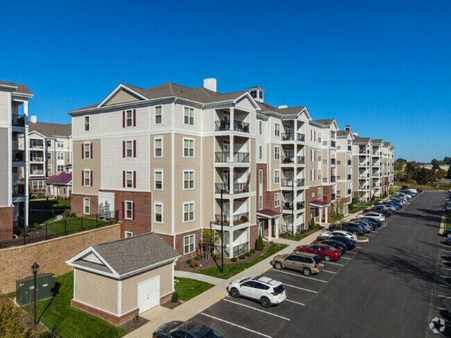 Cambridge Square Apartments – Convenient amenities include resort-like ...
