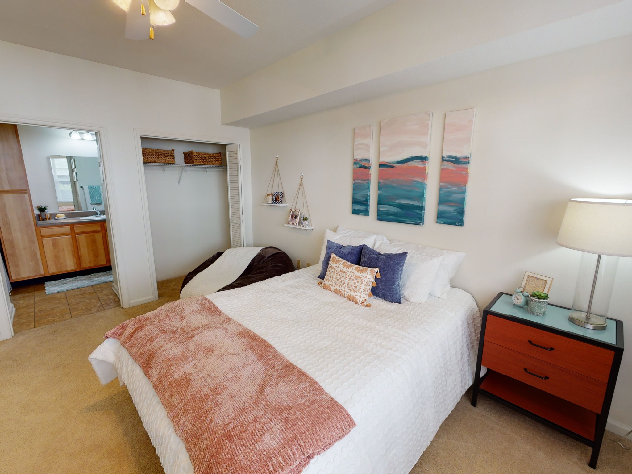 Photo Gallery at Legacy Student Living | Off-Campus Apartments Near FSU