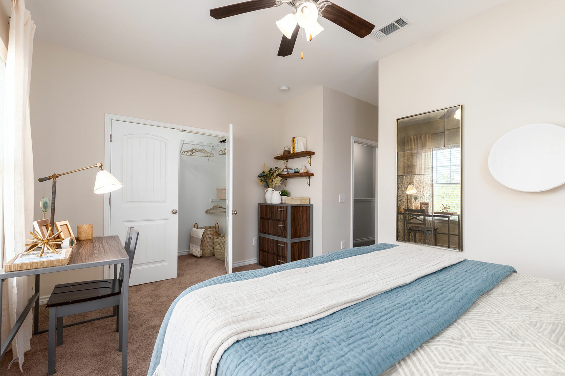 Photos & Tour | Seaglass Apartments in Corpus Christi