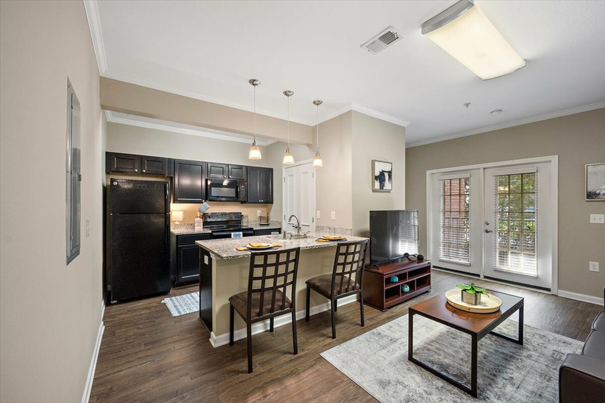 Gallery | Eagle Flatts | USM Off-Campus Housing