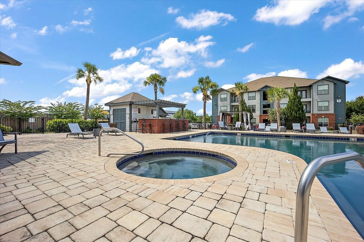 Gallery | Eagle Flatts | USM Off-Campus Housing