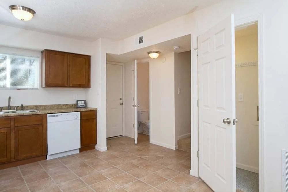 View Photos | Townhomes at Quail Ridge