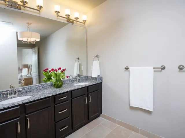 View Photos & Take A Virtual Tour | Chesterfield Lofts