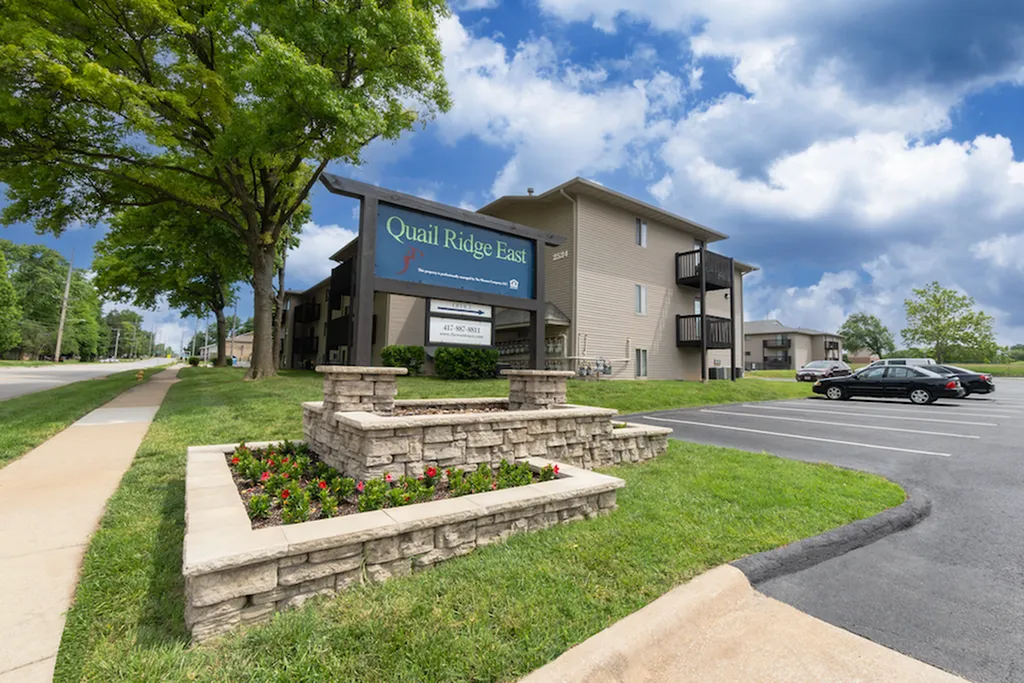View Photos & Take A Virtual Tour | Quail Ridge East Apartments