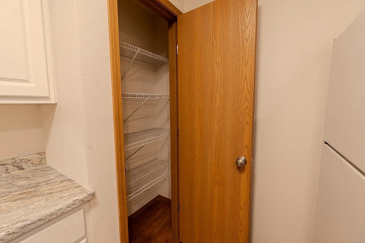 View Photos & Take A Virtual Tour | Plainview Park