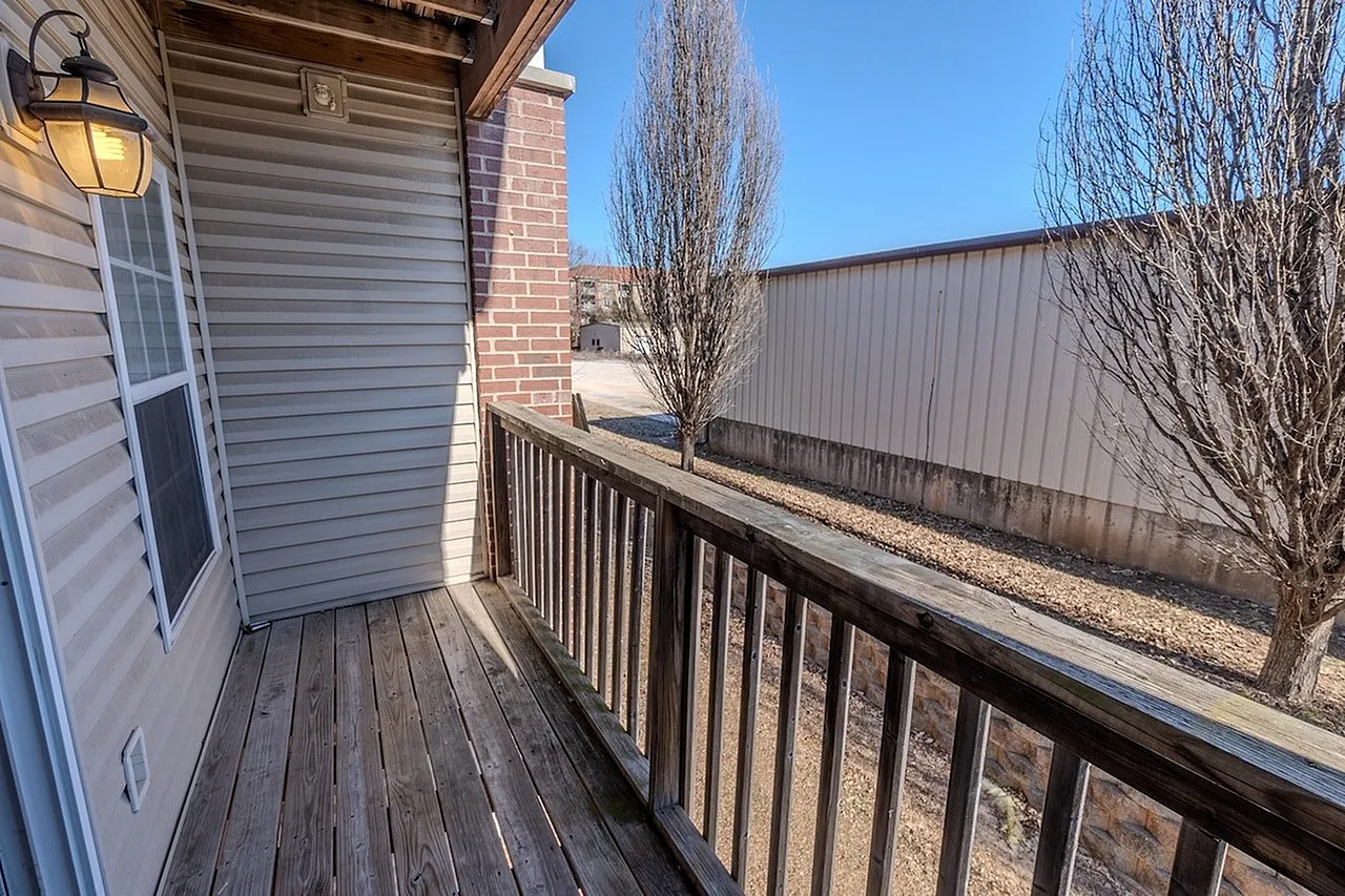 View Photos & Take A Virtual Tour | Plainview Park