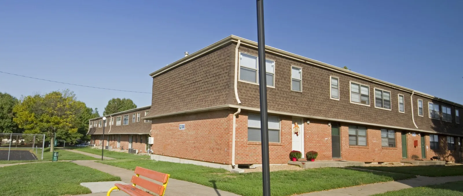 Oakwood Townhomes | Apartments In Springfield, MO