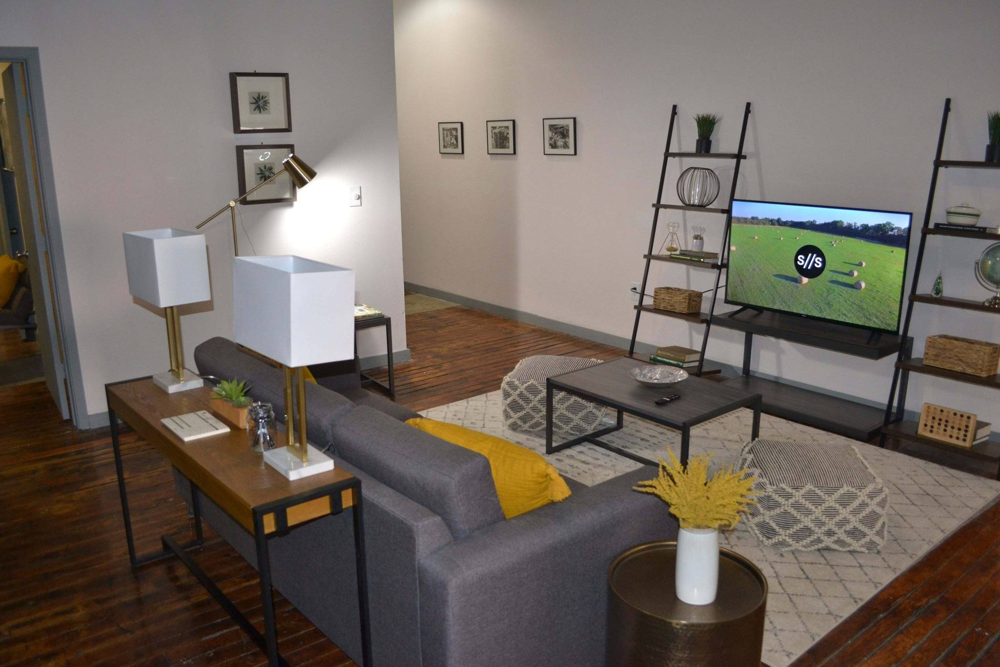 View the Amazing Photos of Our Rustic Waco, TX Lofts