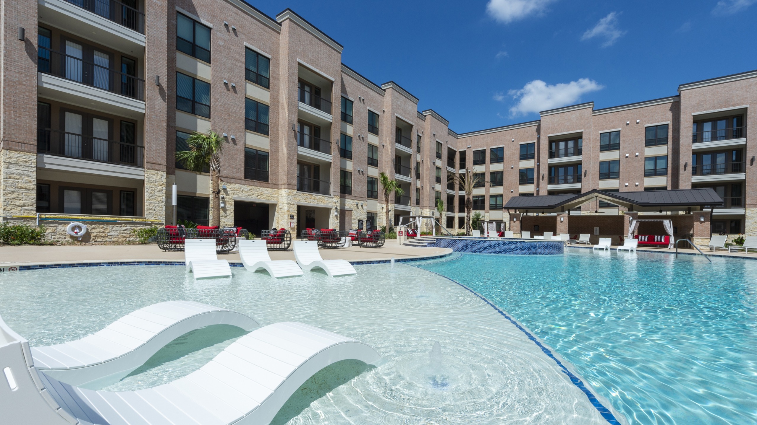 Ivy Lofts | Pearland, TX Apartments | Official Site