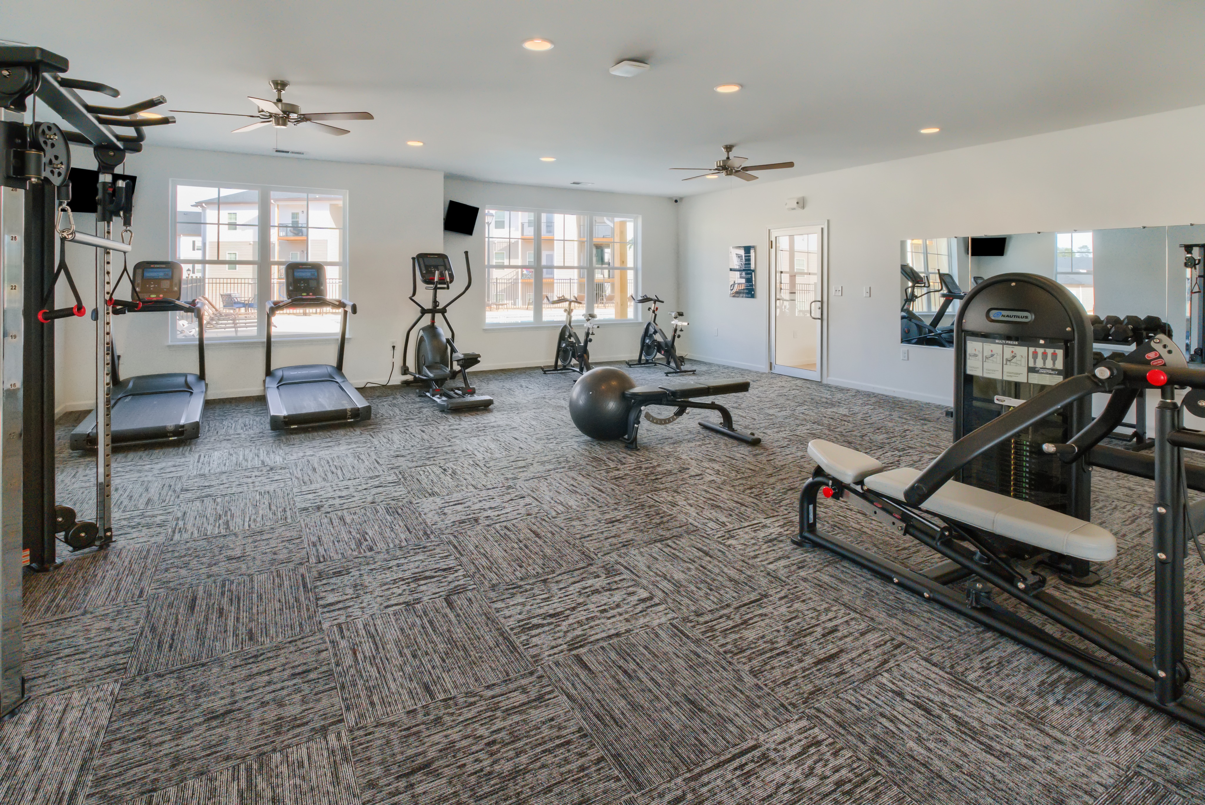 Photos | Waters Edge Apartments in Spartanburg, SC