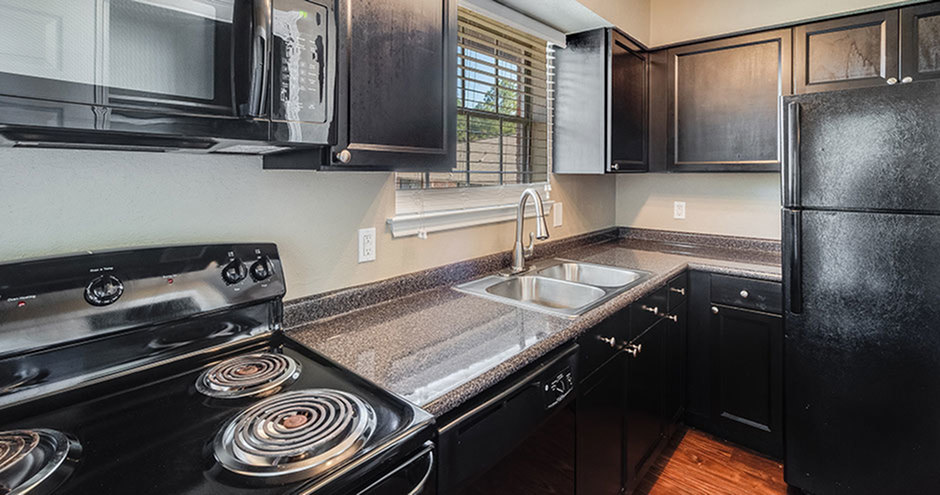 View Photos | Summer Pointe Apartments