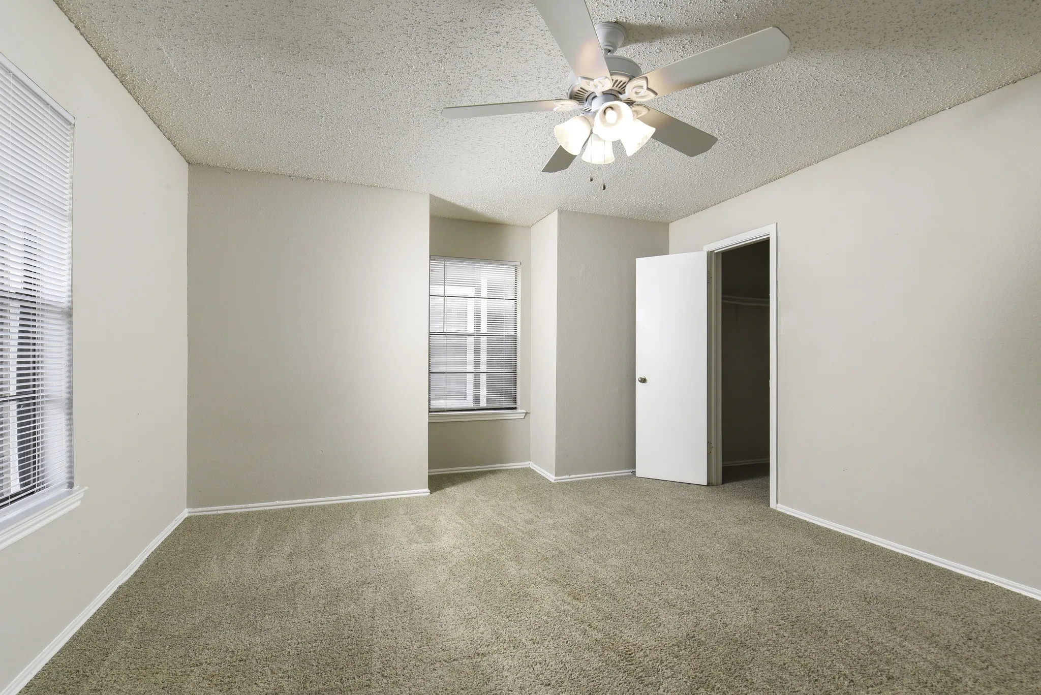 View Photos | Remington House Apartments