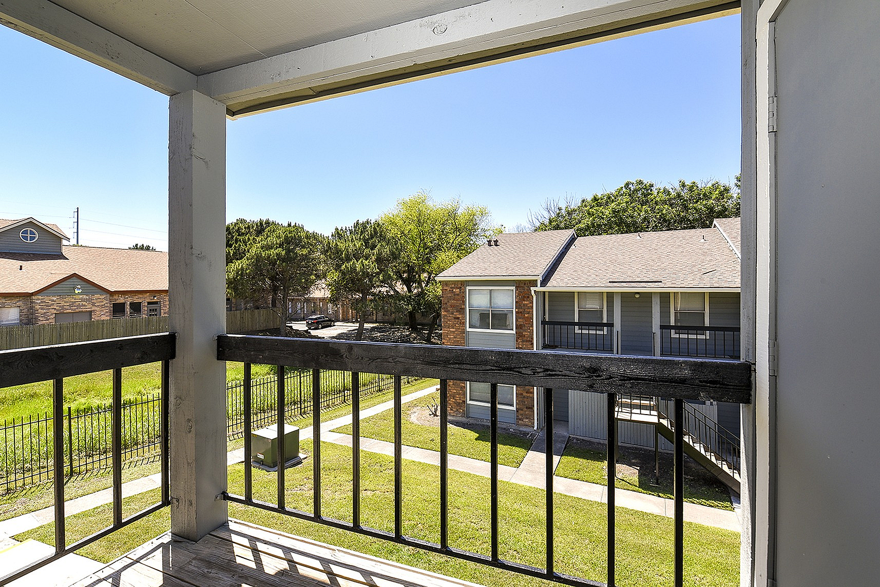 View Photos | Riverstone Apartments