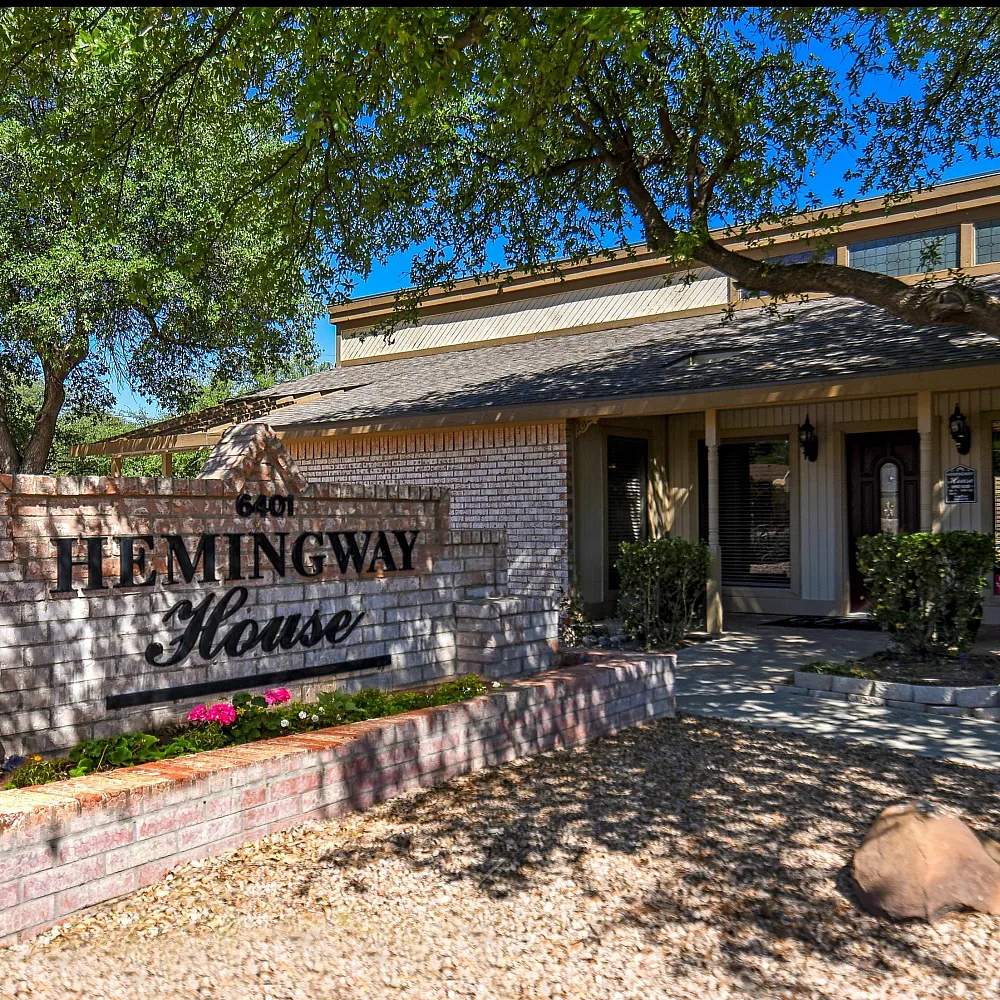 Hemingway House Apartments | Apartments In Odessa, TX
