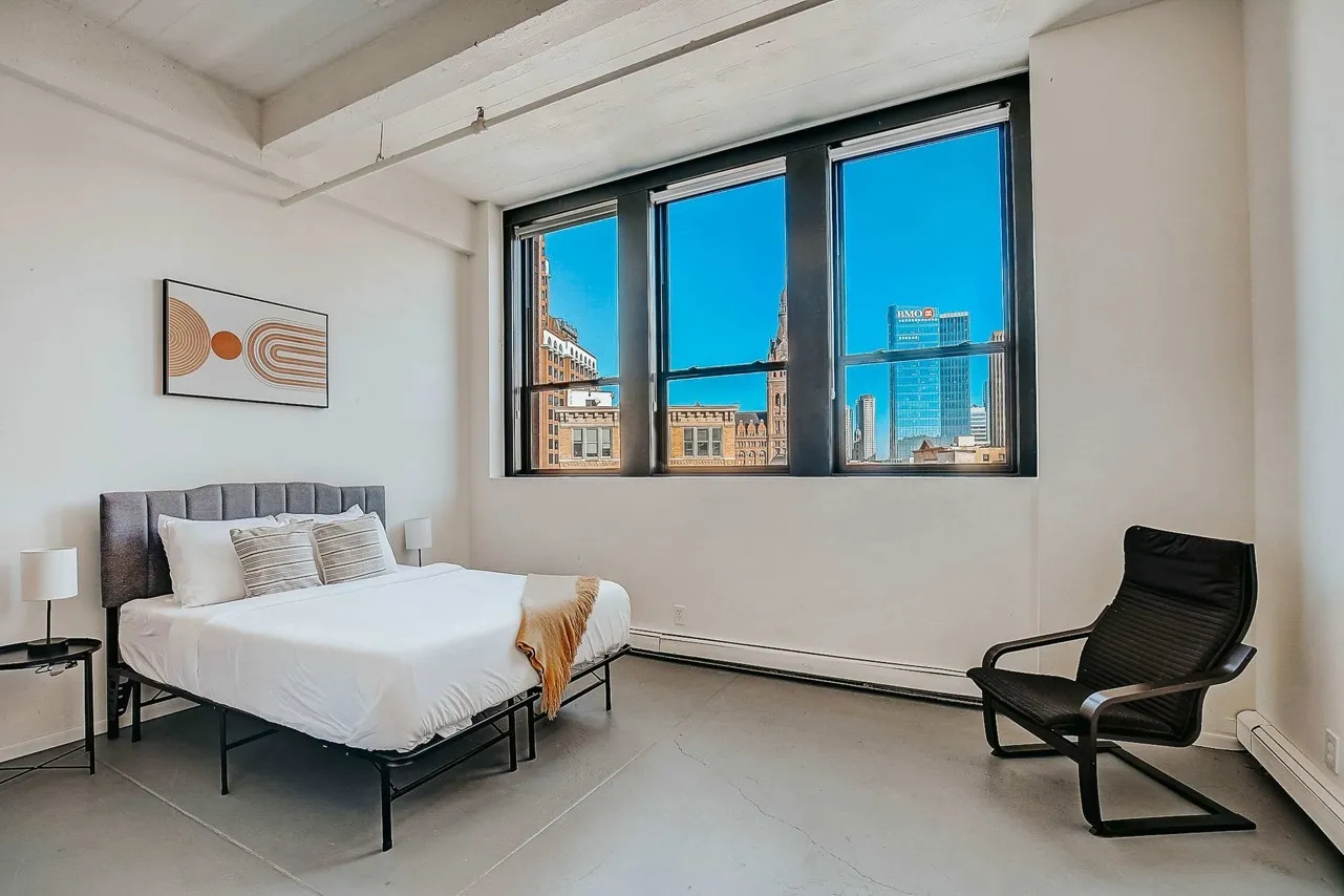 Riverside Lofts | Apartments In Milwaukee, WI