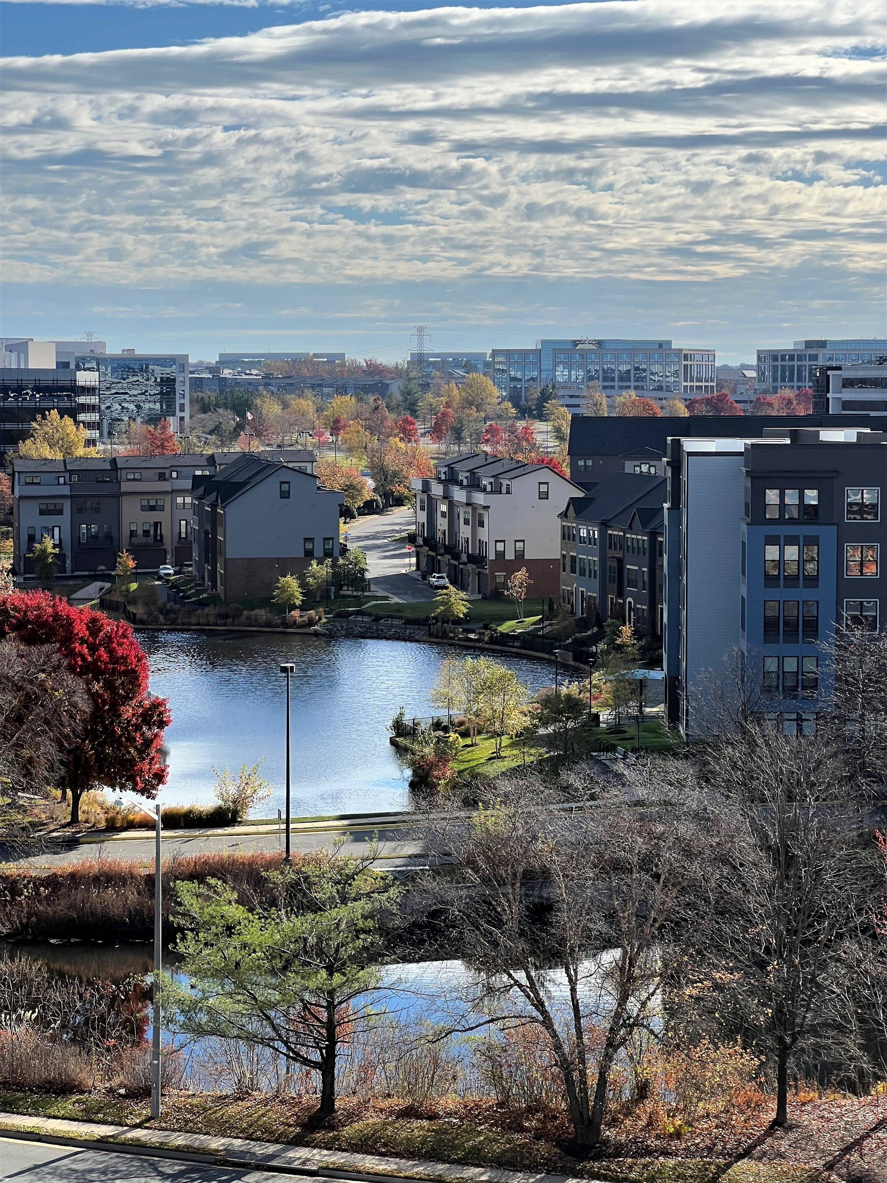 Photos | Ovation at Arrowbrook | Apartments Herndon VA