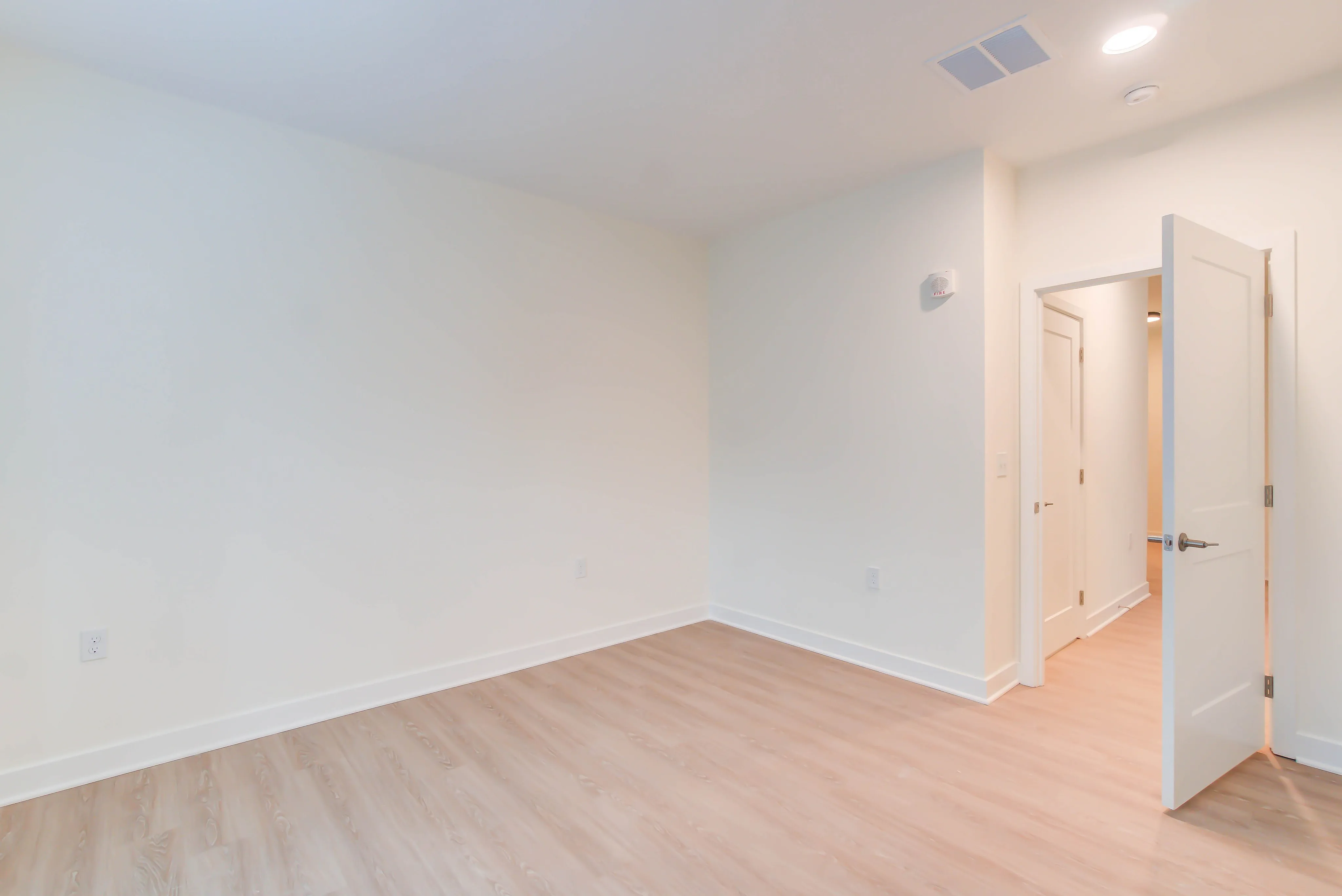 Photos: Indigo at McLean Station— Affordable Luxury Apartments in ...
