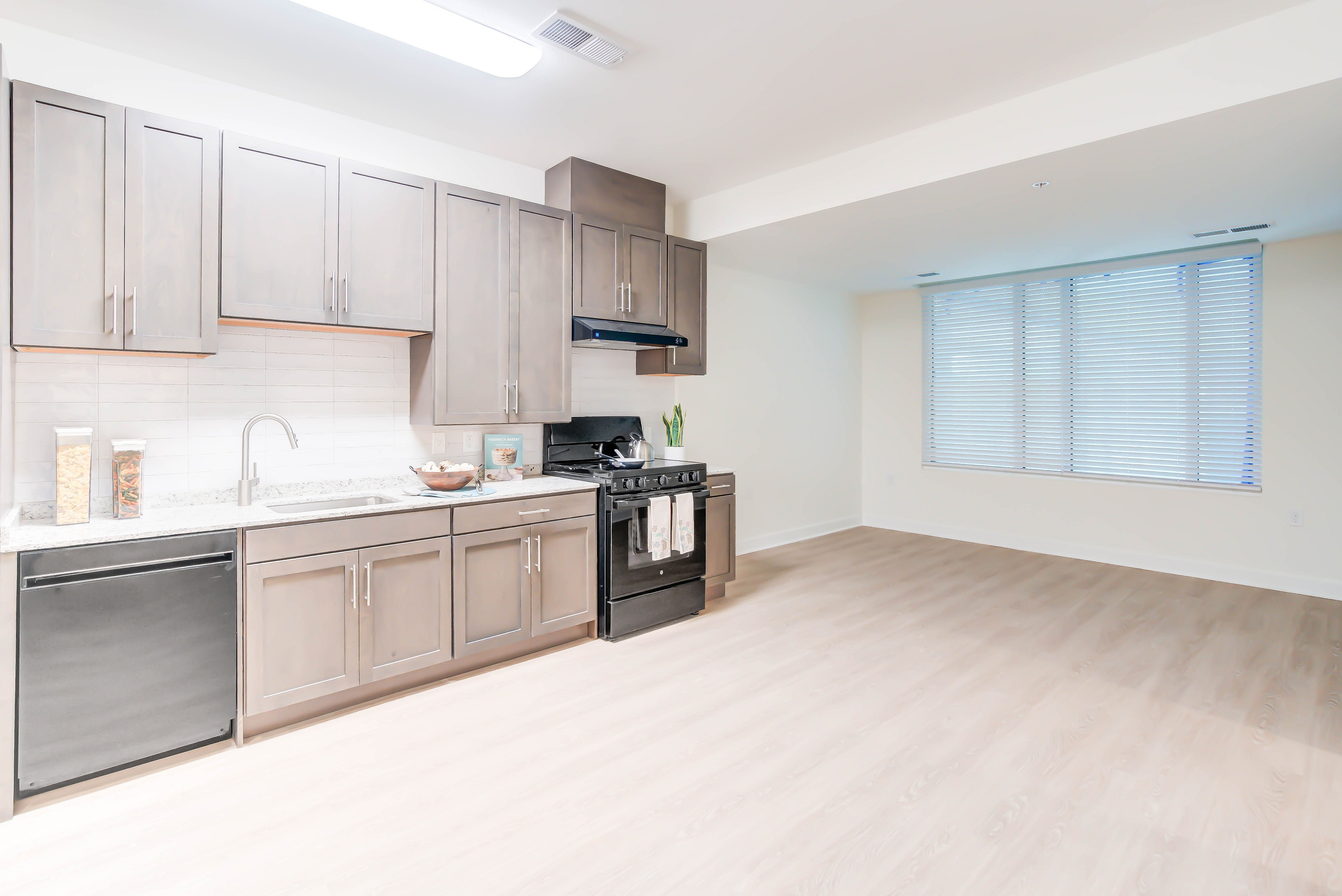 Photos: Indigo at McLean Station— Affordable Luxury Apartments in ...