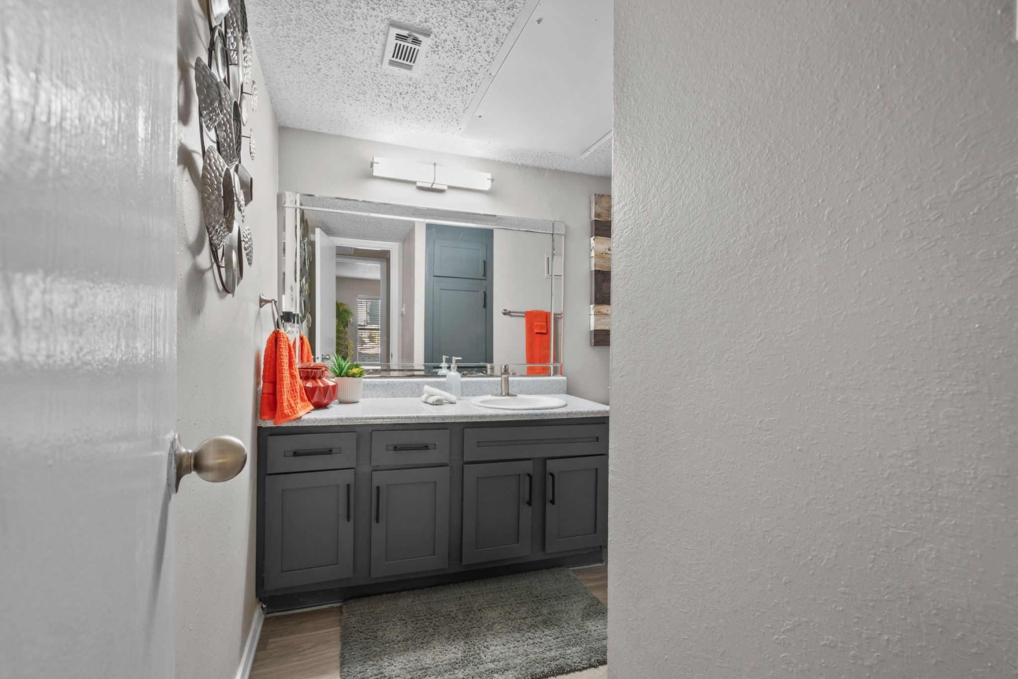 View Photos | Post Oak Place