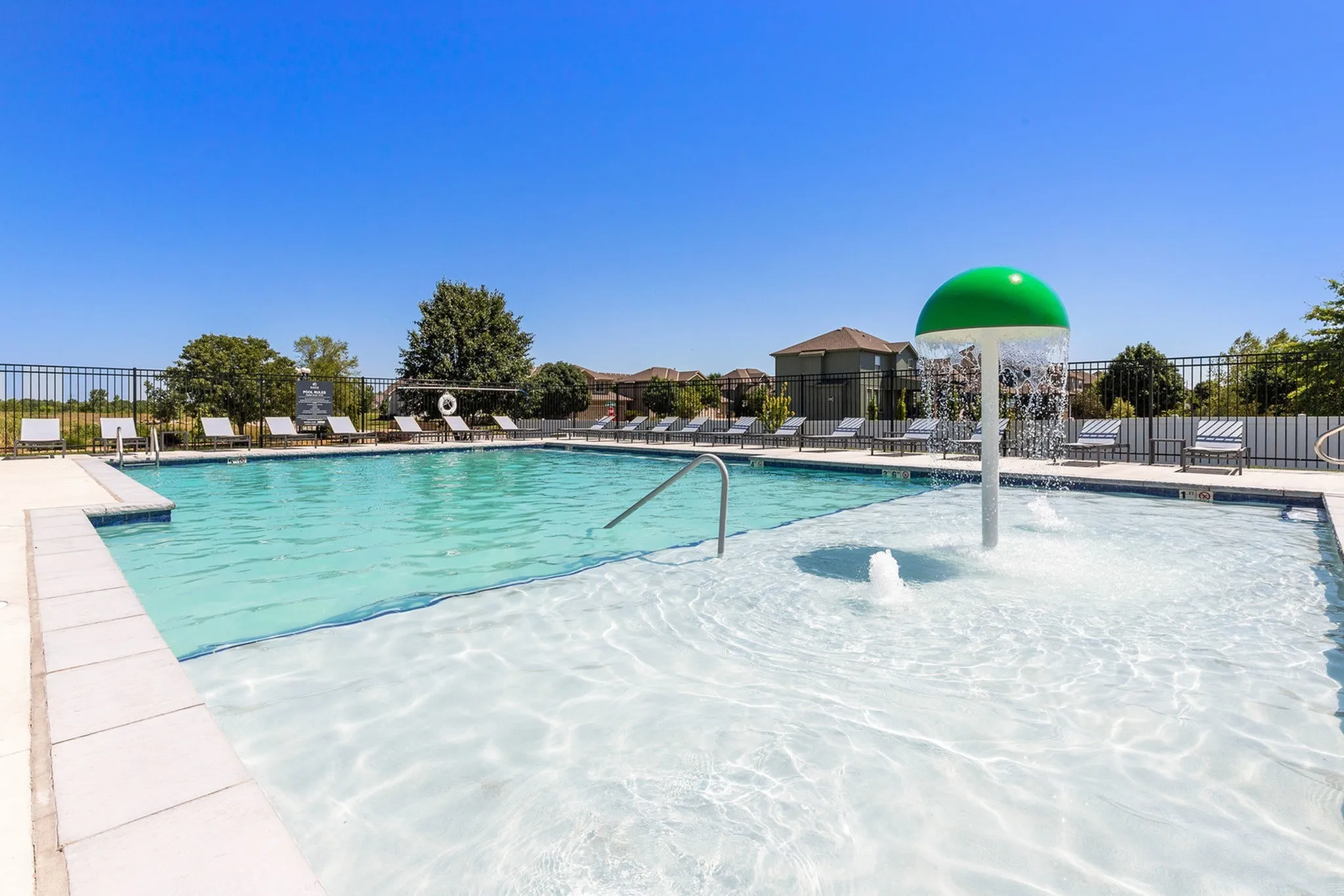 View Photos & Take A Virtual Tour | Eagle Crossing Townhomes