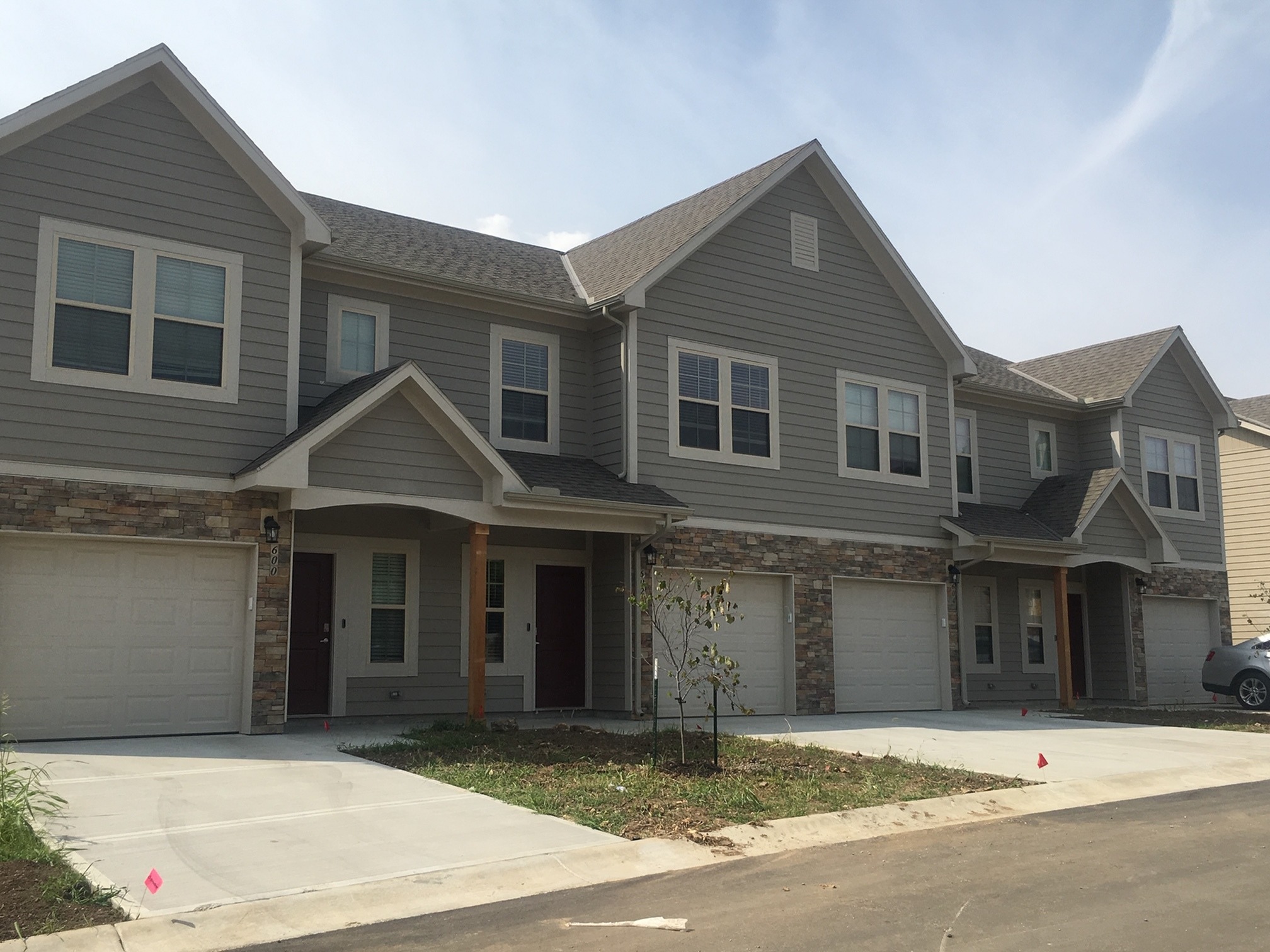 View Photos & Take A Virtual Tour | Maple Estates