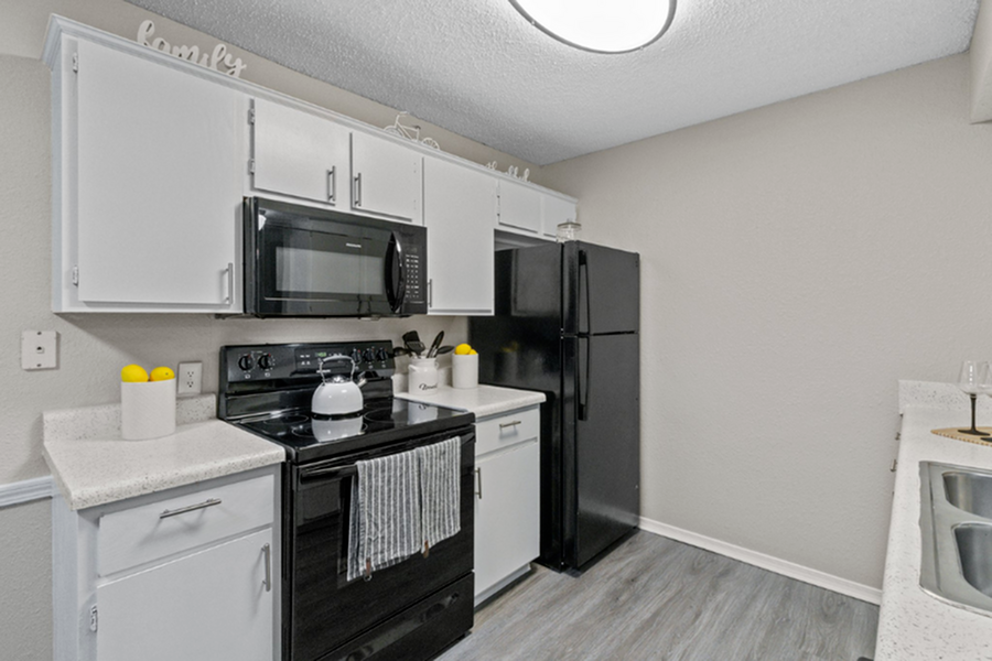 View Photos & Take A Virtual Tour | Pinnacle Ridge Apartments
