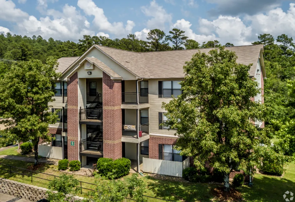 View Photos & Take A Virtual Tour | Pinnacle Ridge Apartments