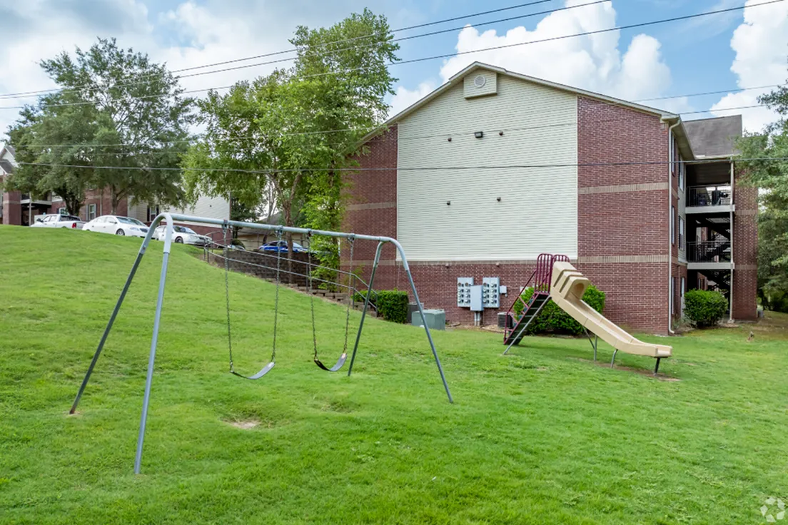 View Photos & Take A Virtual Tour | Pinnacle Ridge Apartments