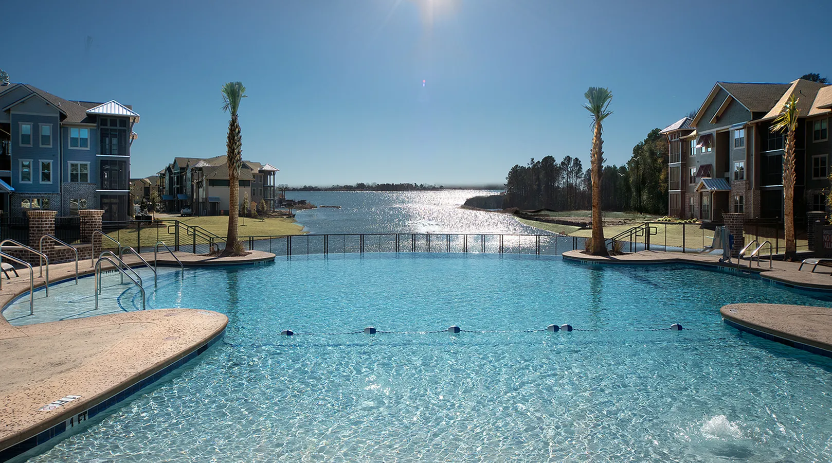 View Photos & Take A Virtual Tour | One Hampton Lake