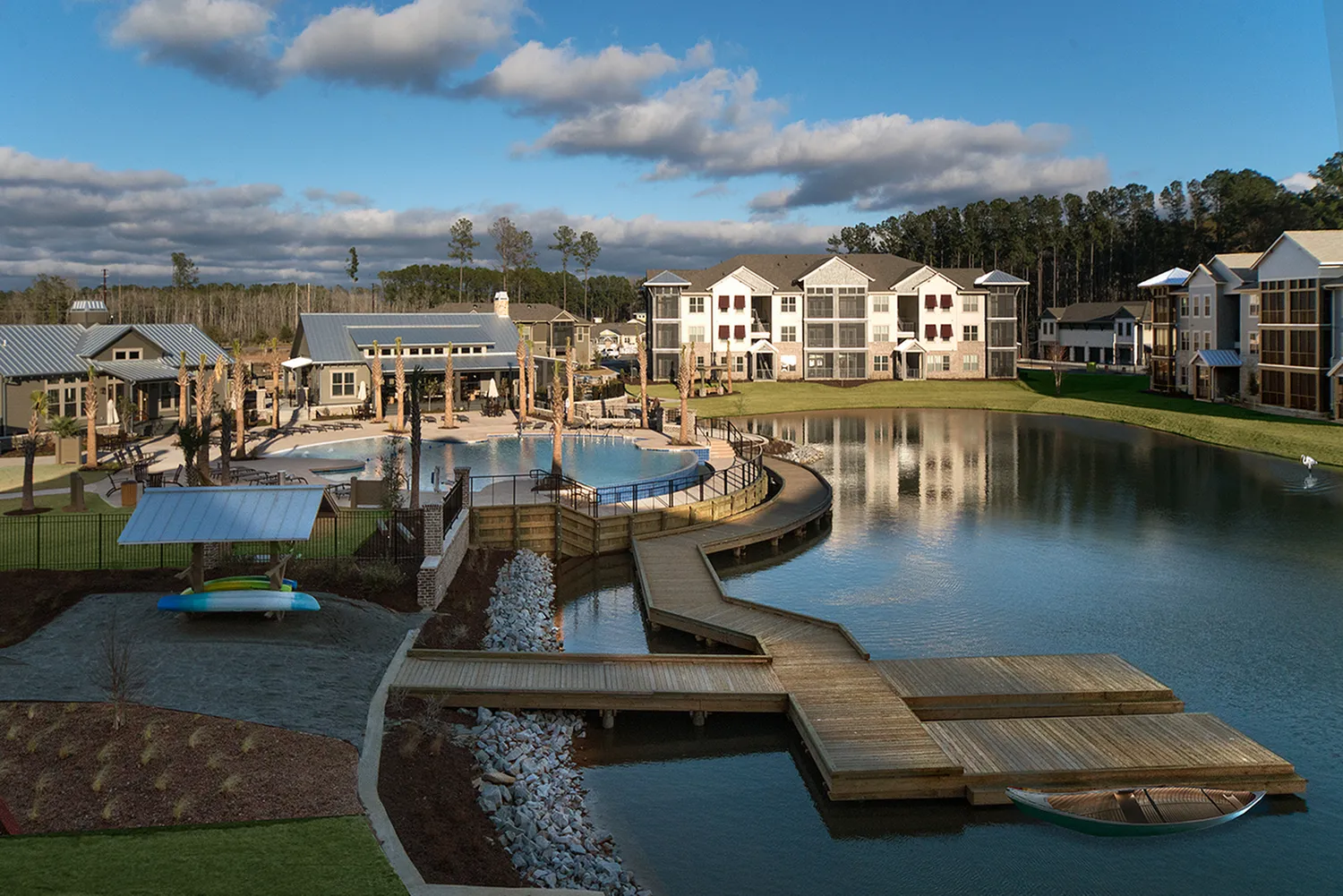 View Photos & Take A Virtual Tour | One Hampton Lake