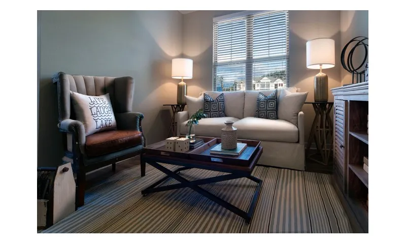 View Photos & Take A Virtual Tour | One Hampton Lake