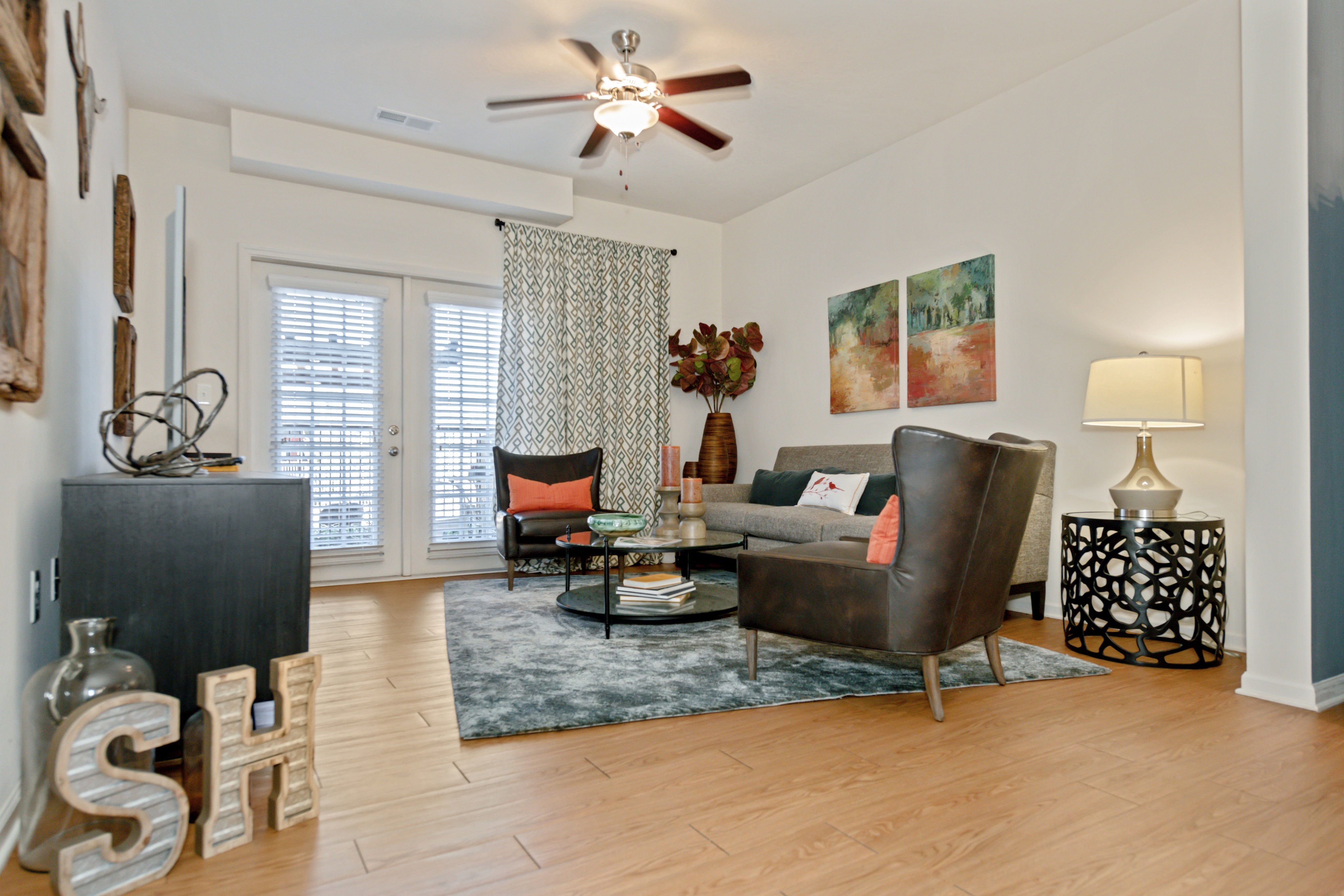 Louisville Kentucky Apartments for Rent | Springhouse Photos