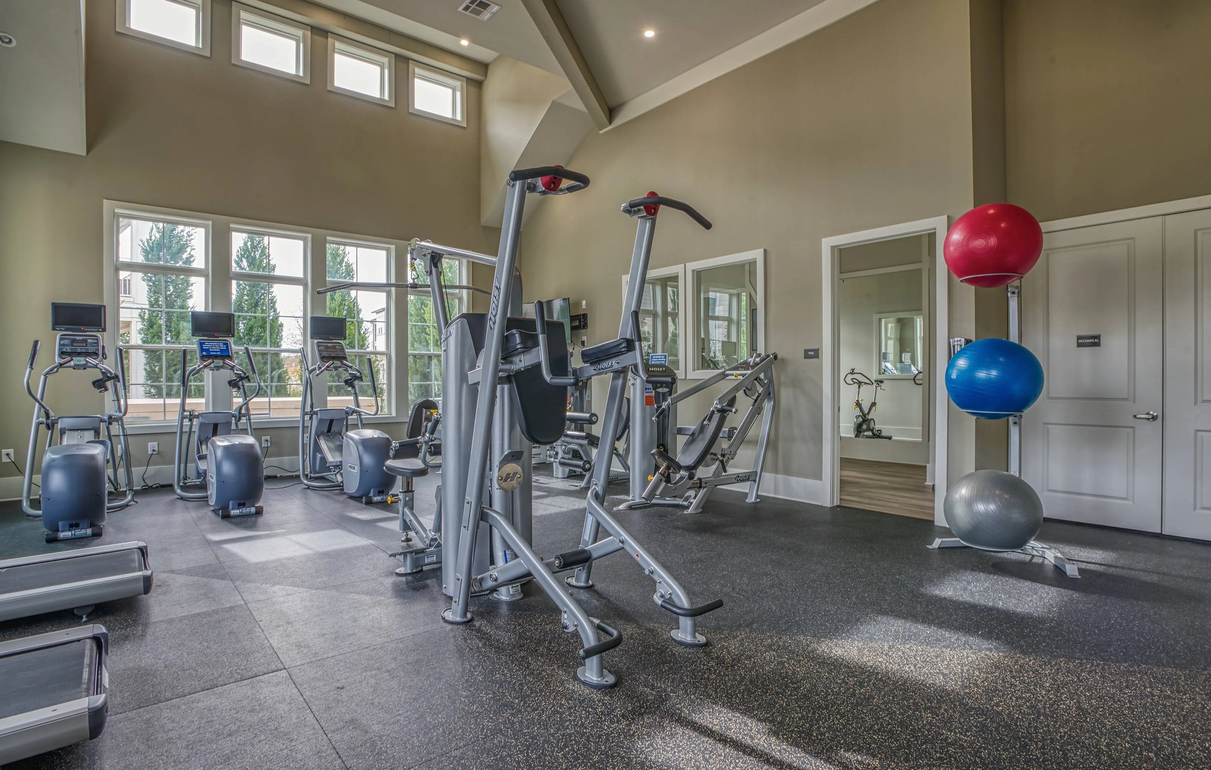 View Our Amenities | Tapestry at Long Farm