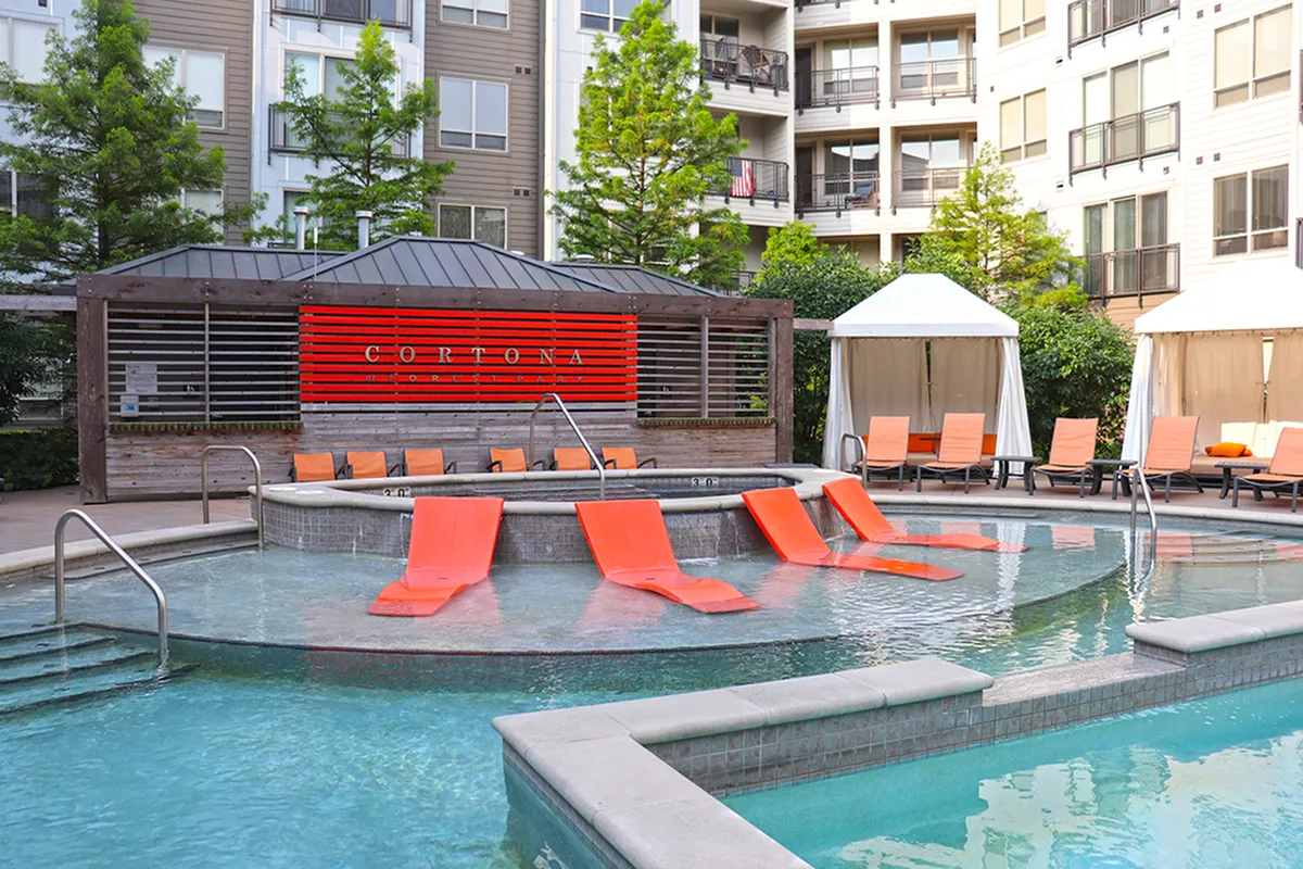 View Our Amenities | Cortona at Forest Park