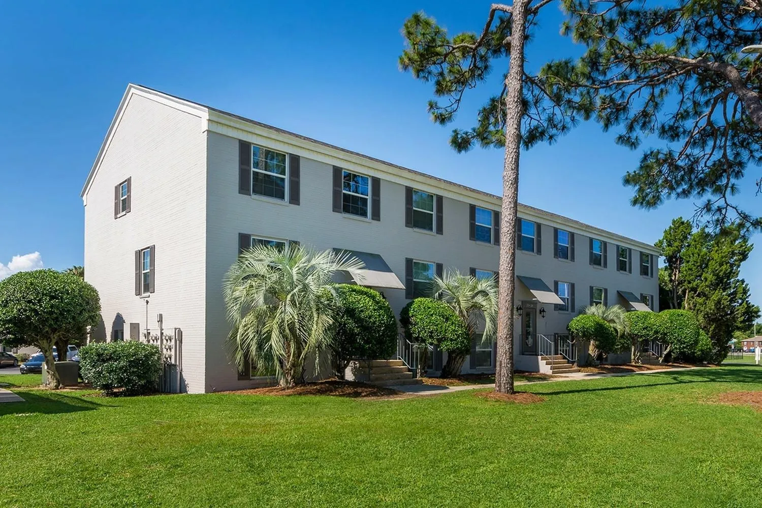 View Photos | Jamestown Estates