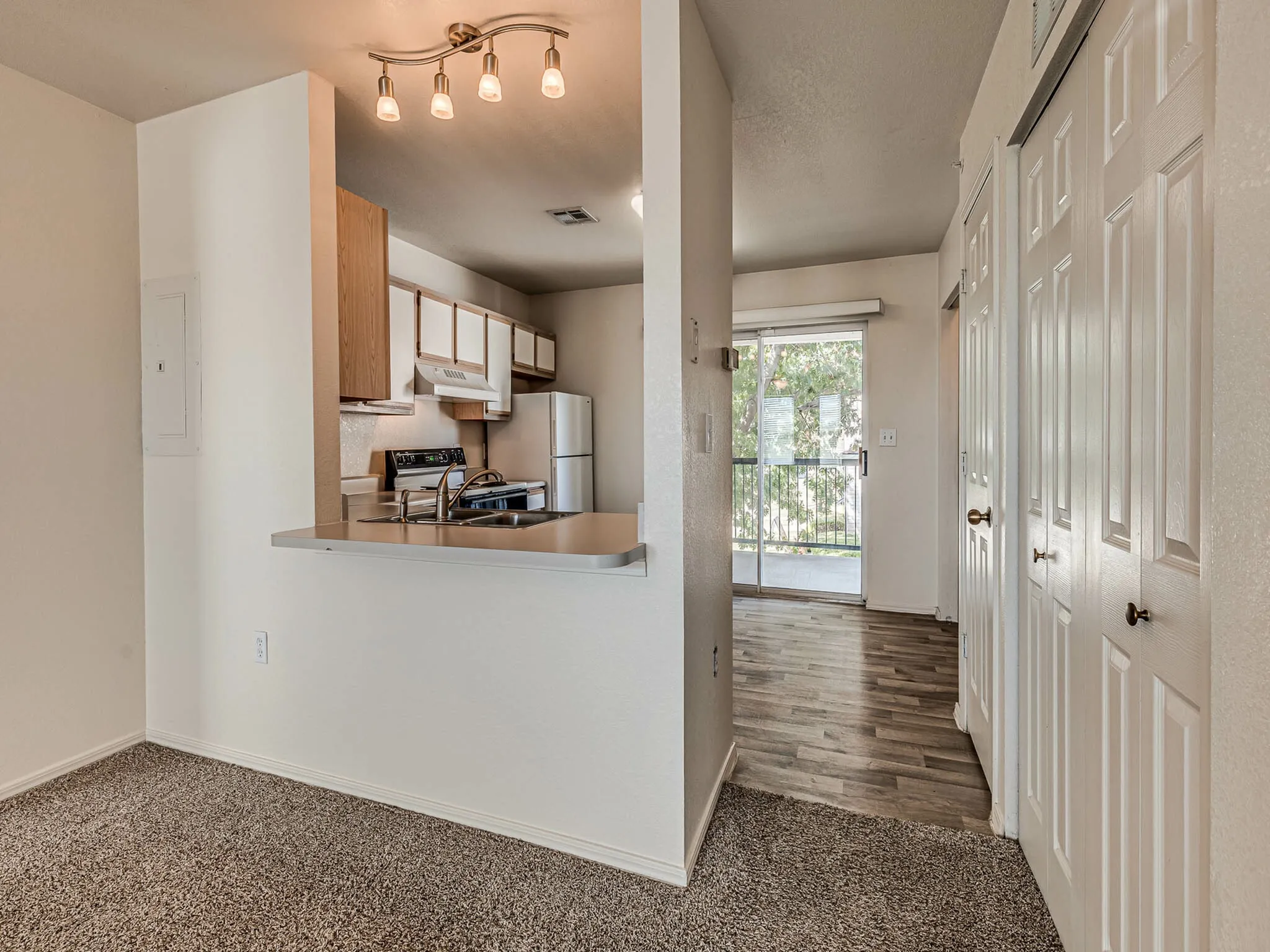 View Photos | Woodland Manor