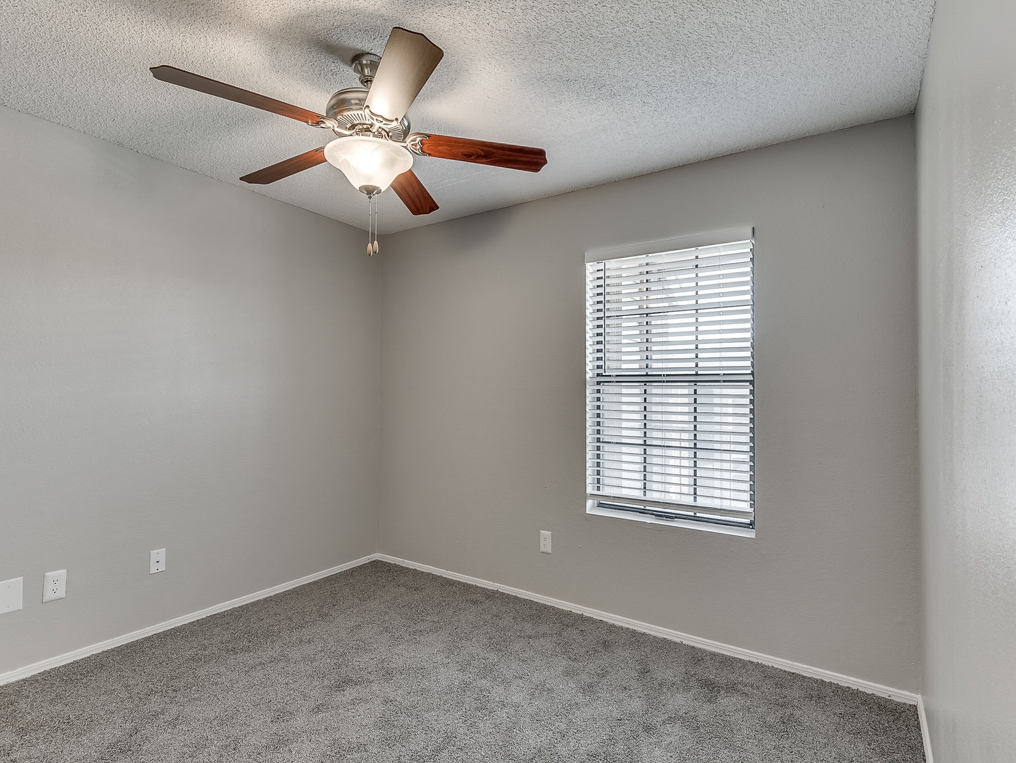 View Photos | Copperfield Apartments
