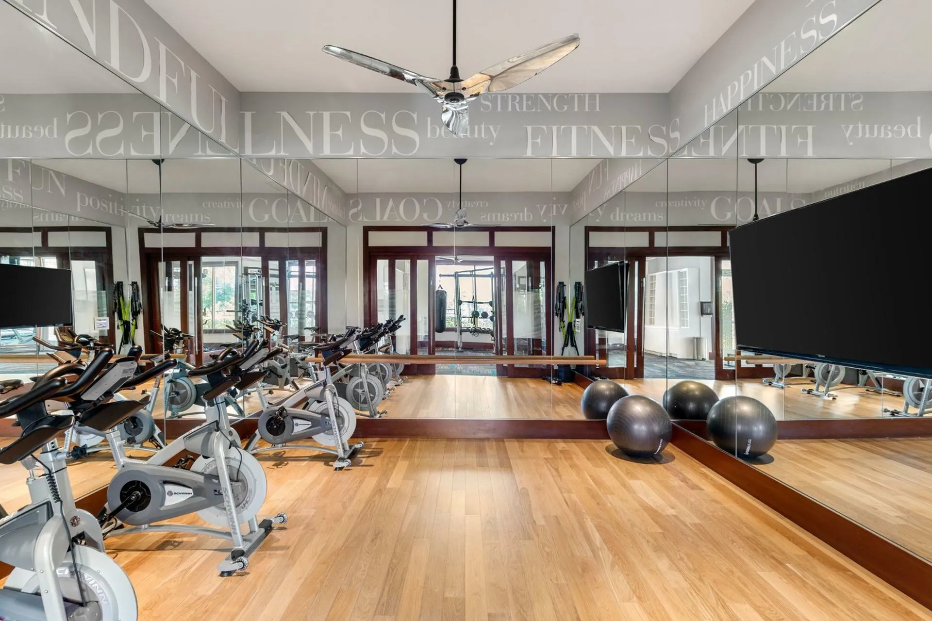 Photos | Horizon Wiregrass Ranch | Apartments in Wesley Chapel, FL