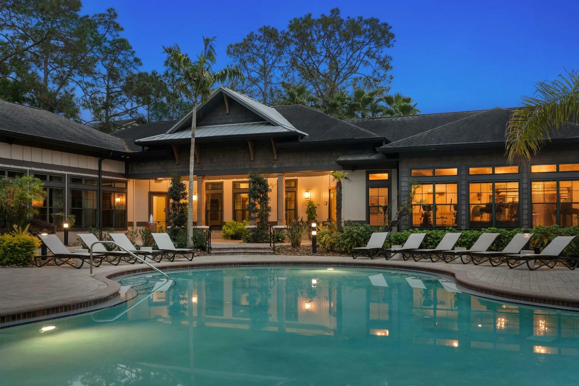 Photos & Tour | The Lodge at Hidden River | Apartments in Tampa