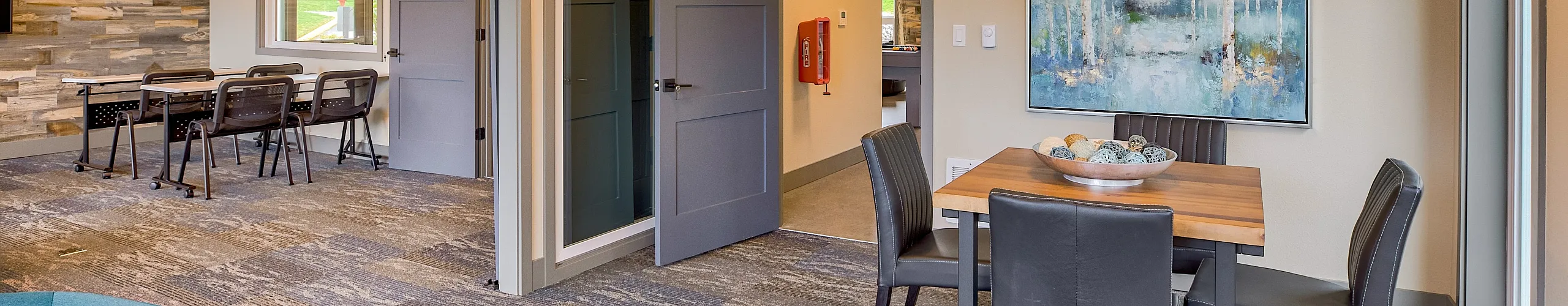 Shoreline WA Apartments | Ballinger Commons