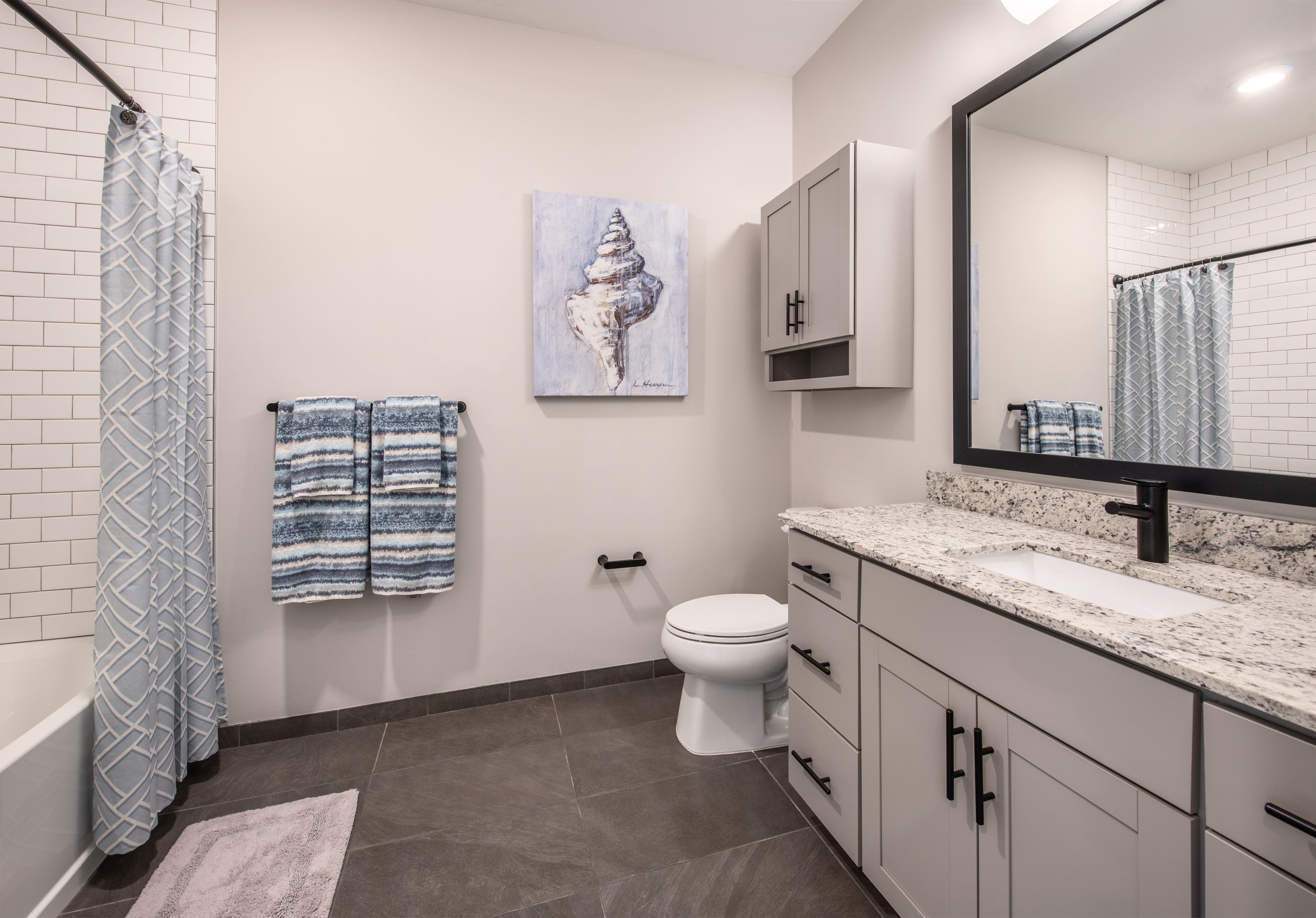 View Photos & Take A Virtual Tour | Camelot at Toms River