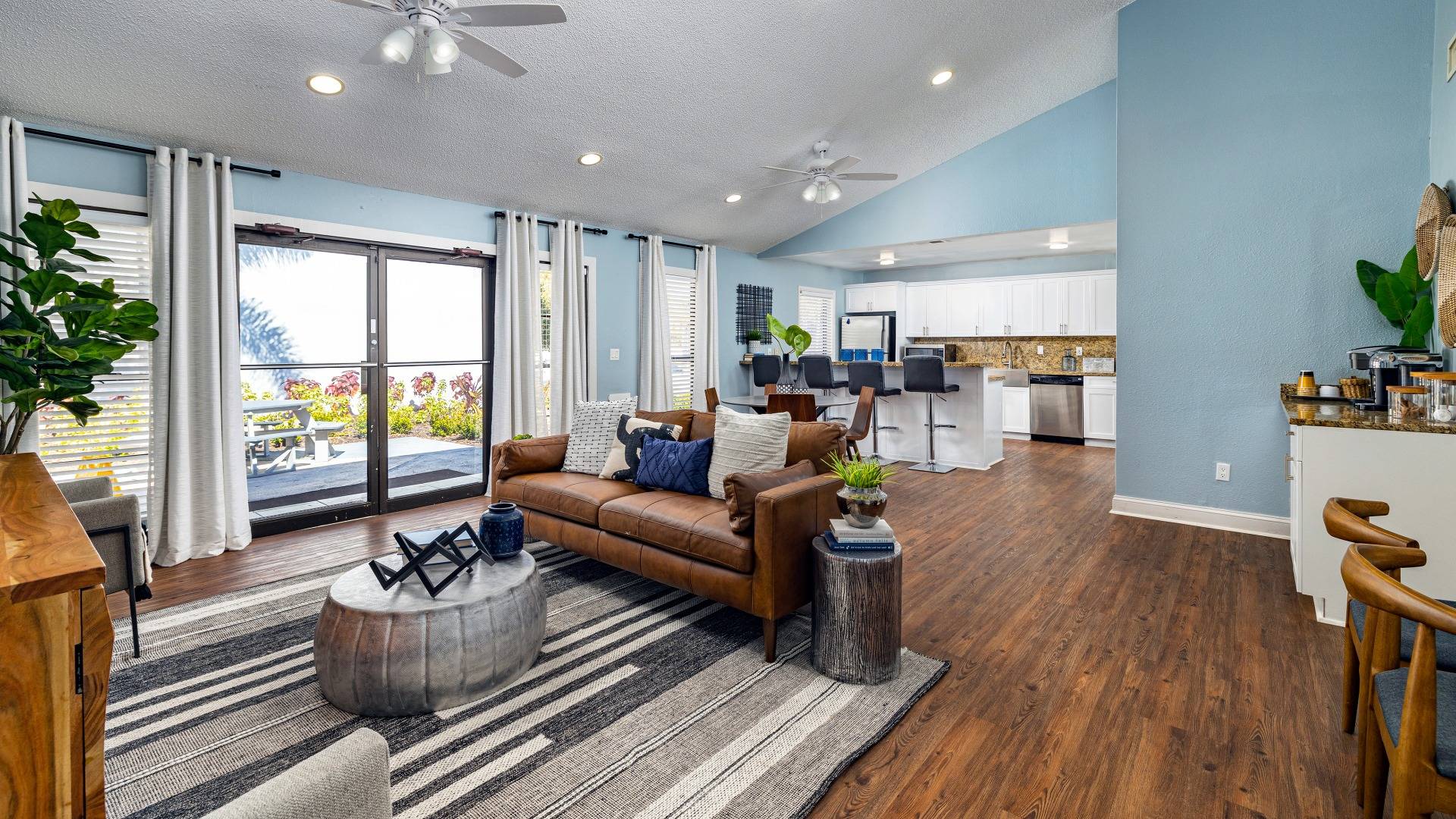 Meridian Luxury Condominium | Apartments In Tampa, FL